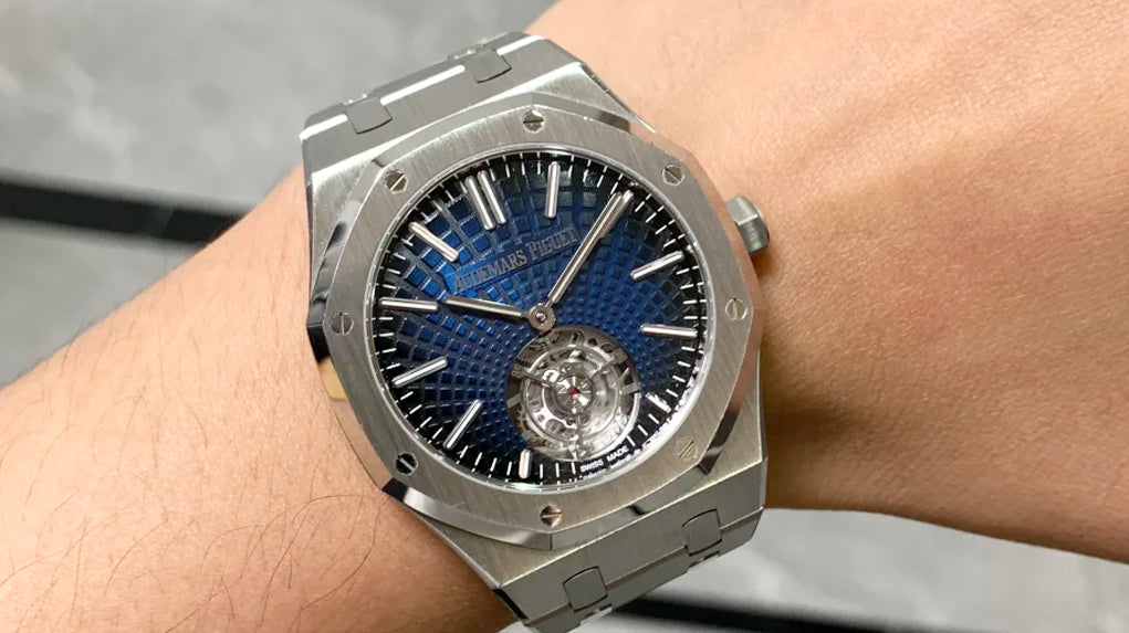 Cloaking Legendary Armor in an Invisible Suit: Protecting the Ultimate ...