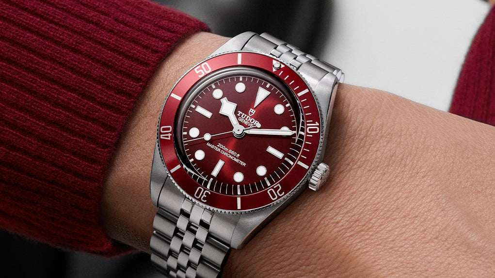 A Detailed Look at the TUDOR Black Bay M7939A1A0RU-0001 and Its Watch ...
